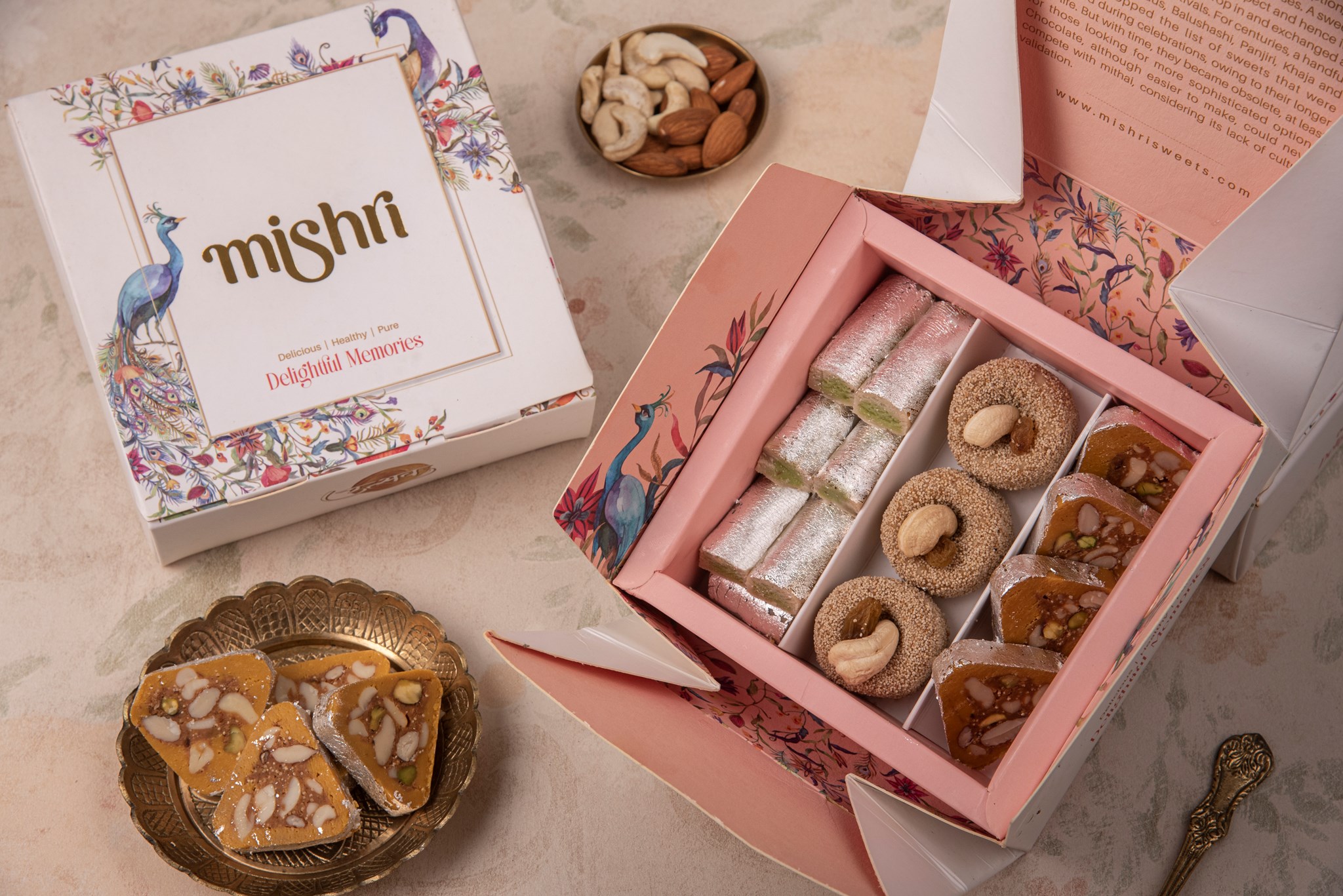 Utsav Peacock Sweet Gift Box Online (250 gm) | Mishri Sweets
